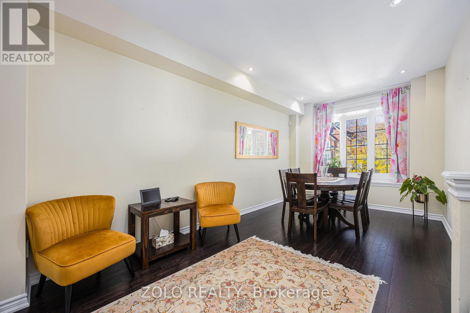 For sale: 235 APPLETON COURT, Newmarket (Central Newmarket), Ontario ...