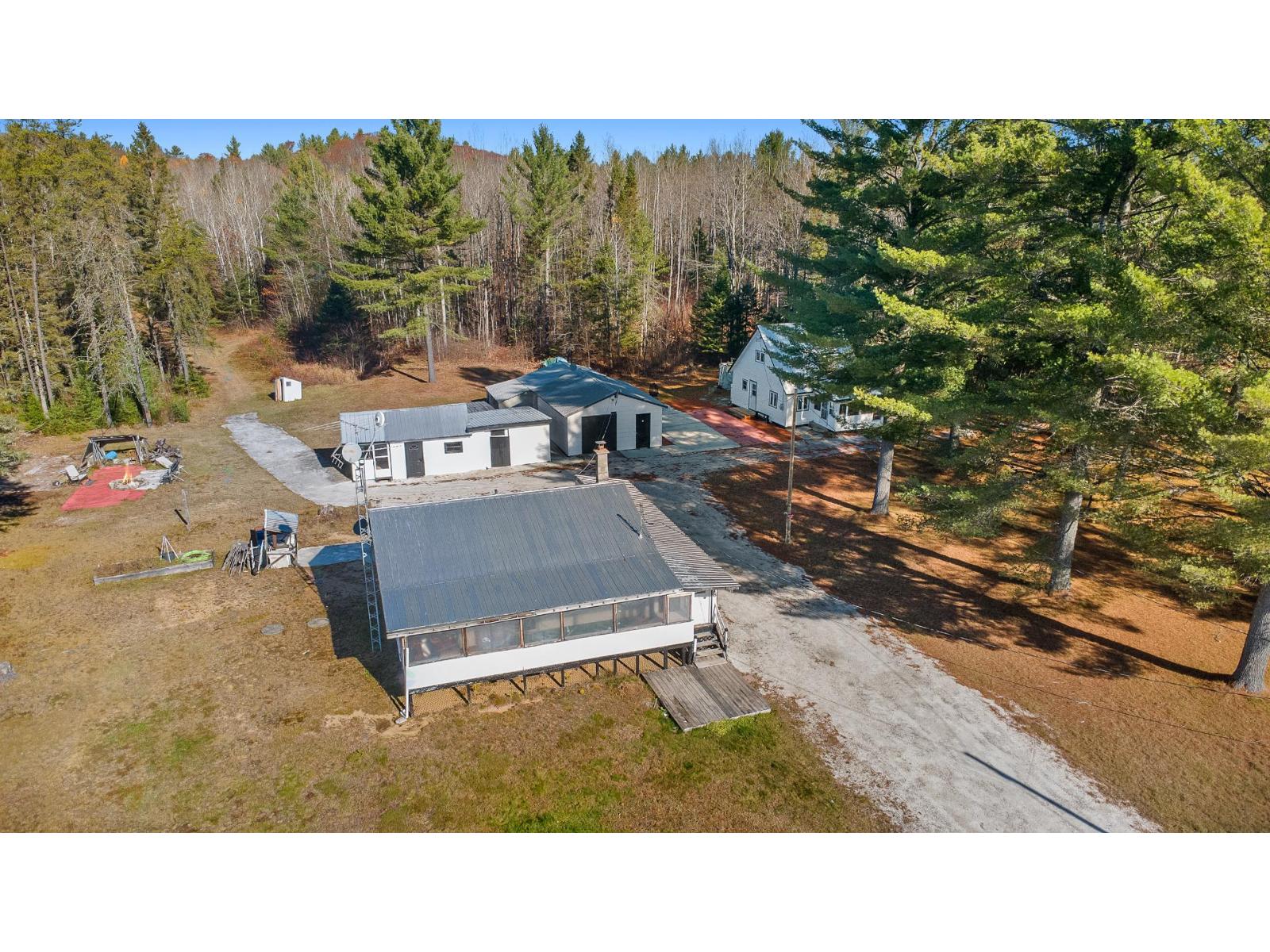 For Sale 114 116 Ch Du Ruisseau Des Cerises Gracefield Quebec