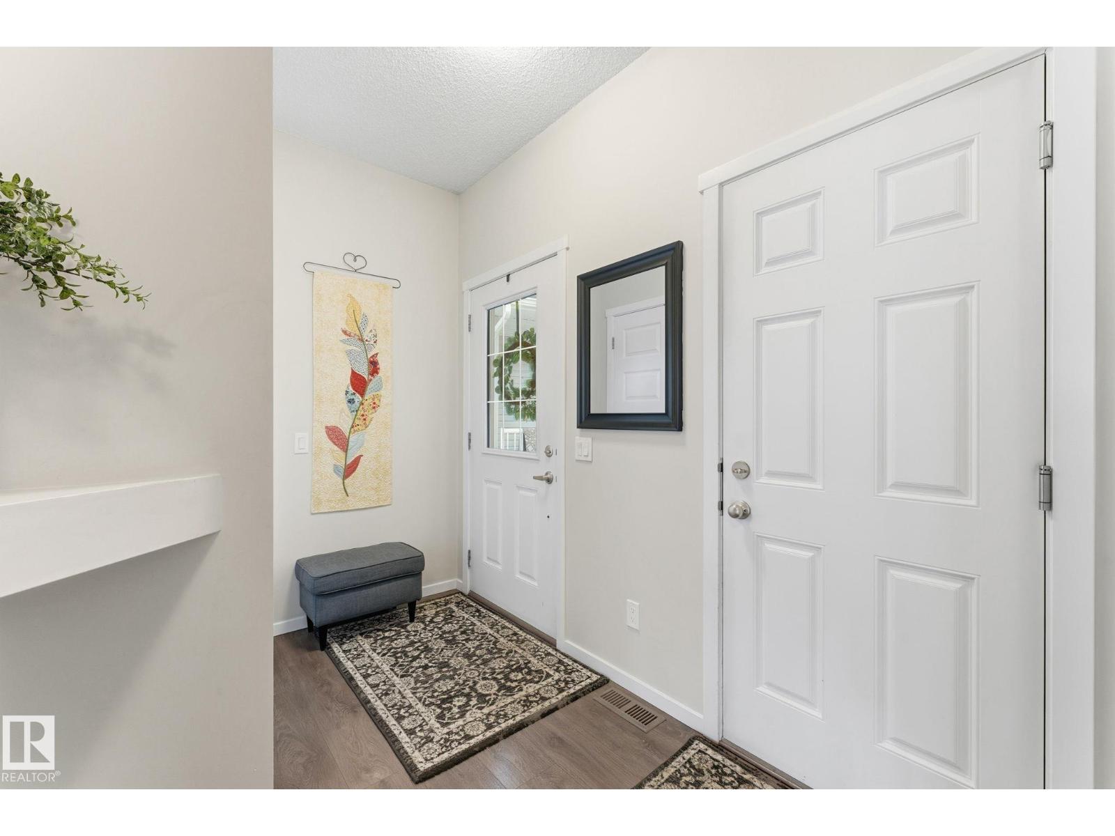 À vendre : 20733 98A AV NW, Edmonton, Alberta T5T7G2 - E4464442 | REALTOR.ca