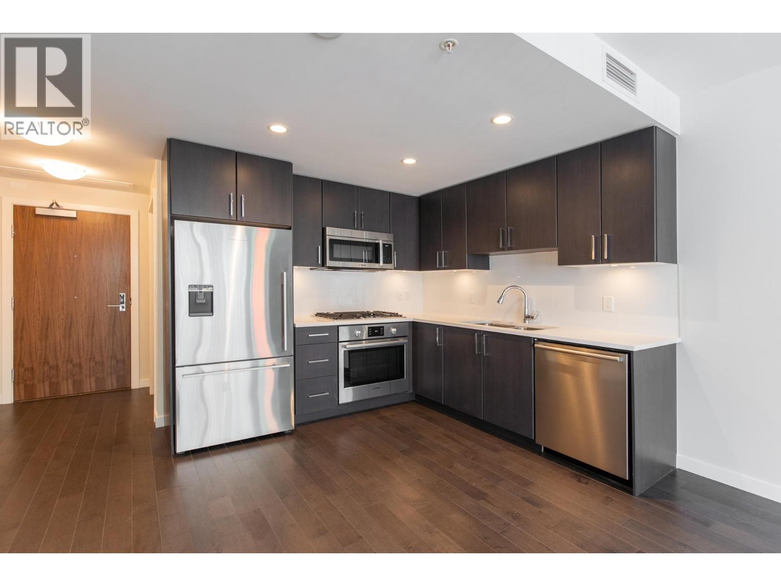 À vendre : 805 1708 ONTARIO STREET, Vancouver, Colombie-Britannique V5T0J7 - R3064036 | REALTOR.ca