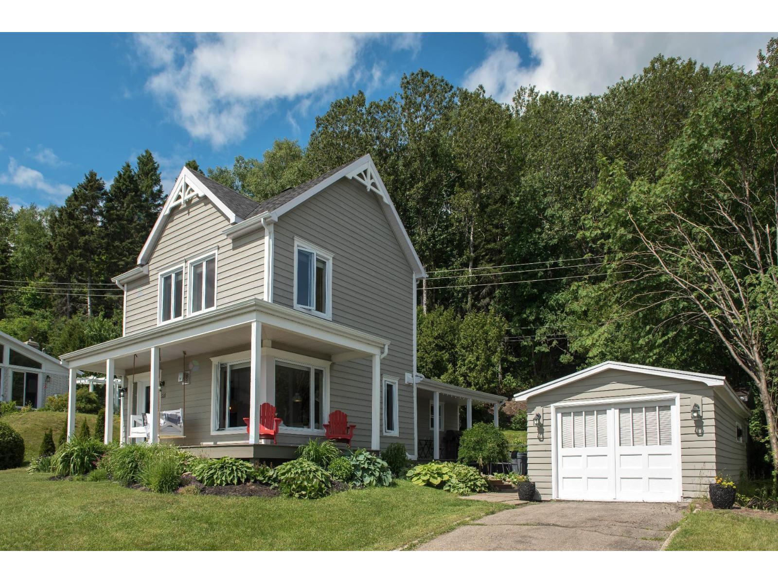 For sale: 530 Ch. des Bains, Saint-Irénée, Quebec G0T1V0 - 15575695 ...