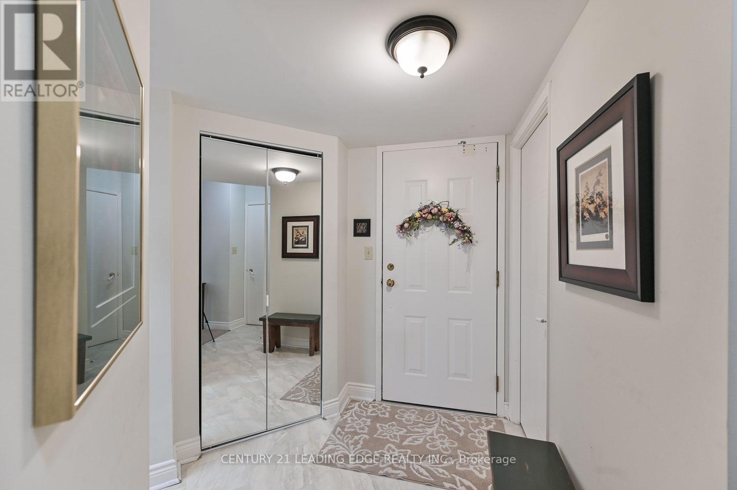 For sale: 120 - 100 ANNA RUSSELL WAY, Markham (Unionville), Ontario ...