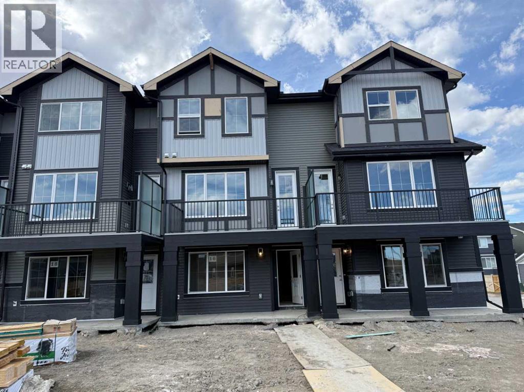 For sale: 16 Sundown Place, Cochrane, Alberta T4C3H2 - A2269276 ...