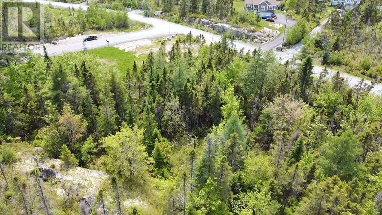 For sale: 409 Celebration Drive, Fall River, Nova Scotia B2T1N1 ...