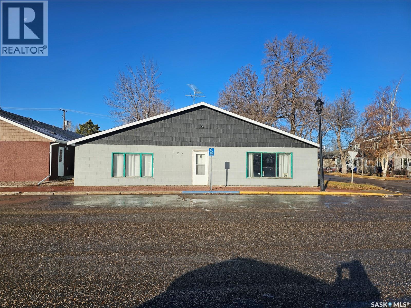 321 Main STREET, Unity, Saskatchewan S0K4L0 | REALTOR.ca