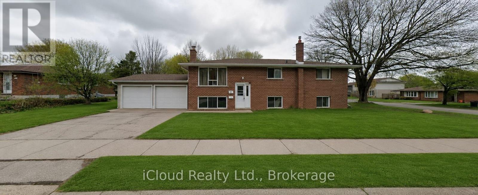 For rent: 536 GLEN FORREST BOULEVARD, Waterloo, Ontario N2L4J2 ...