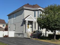 For sale: 575 Rue Jean-Desprez, Boisbriand, Quebec J7G3J4 - 23597175 ...