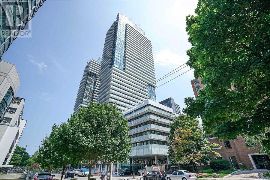 For rent: 4002 - 161 ROEHAMPTON AVENUE, Toronto (Mount Pleasant West ...