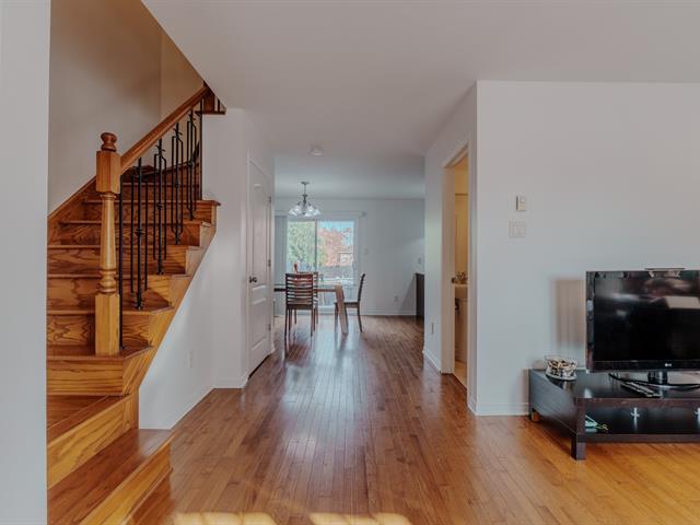 For sale: 77 Av. Fouquet, Candiac, Quebec J5R0E4 - 10329971 | REALTOR.ca