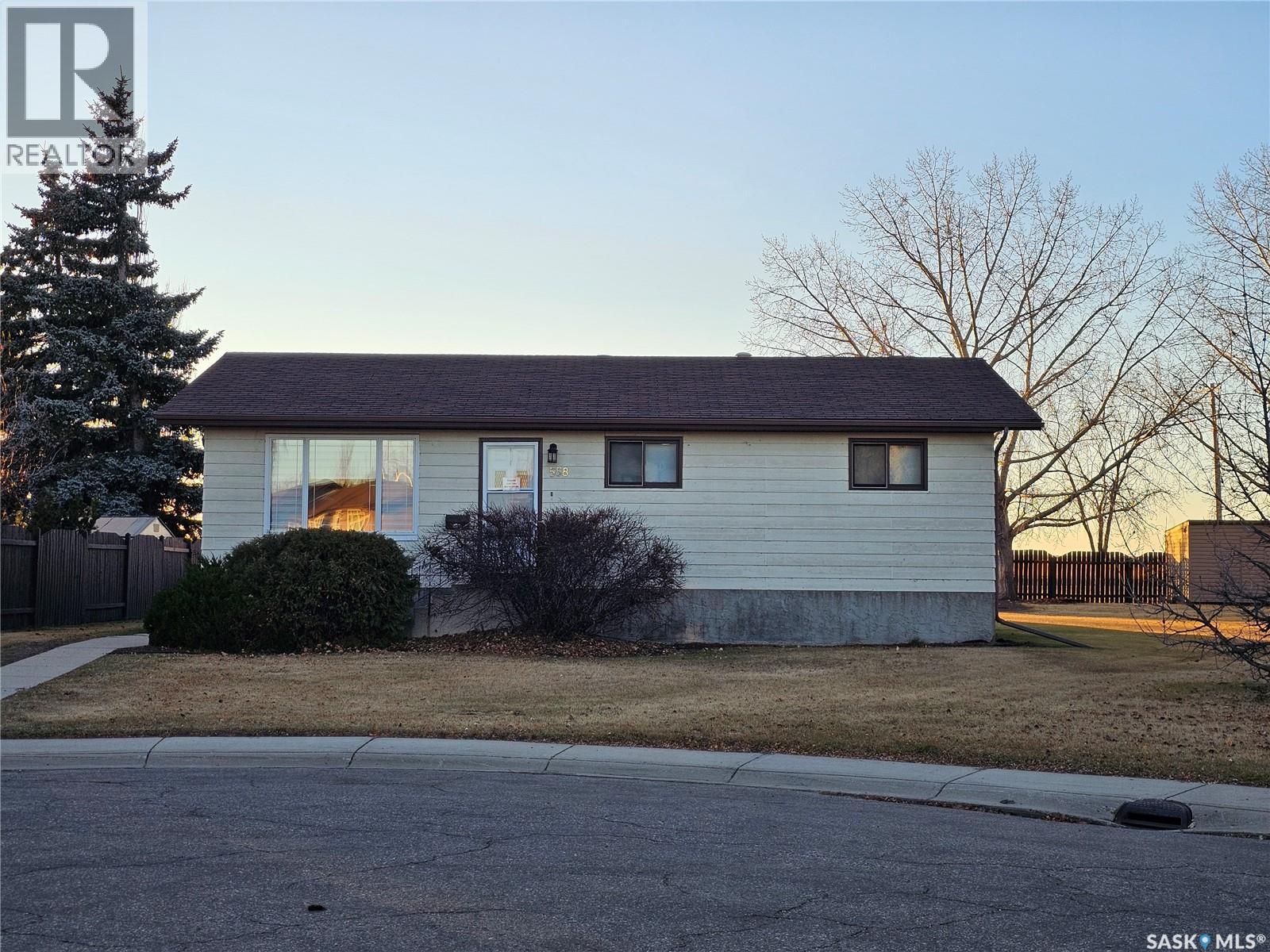 558 4th CLOSE, Unity, Saskatchewan S0K4L0 | REALTOR.ca