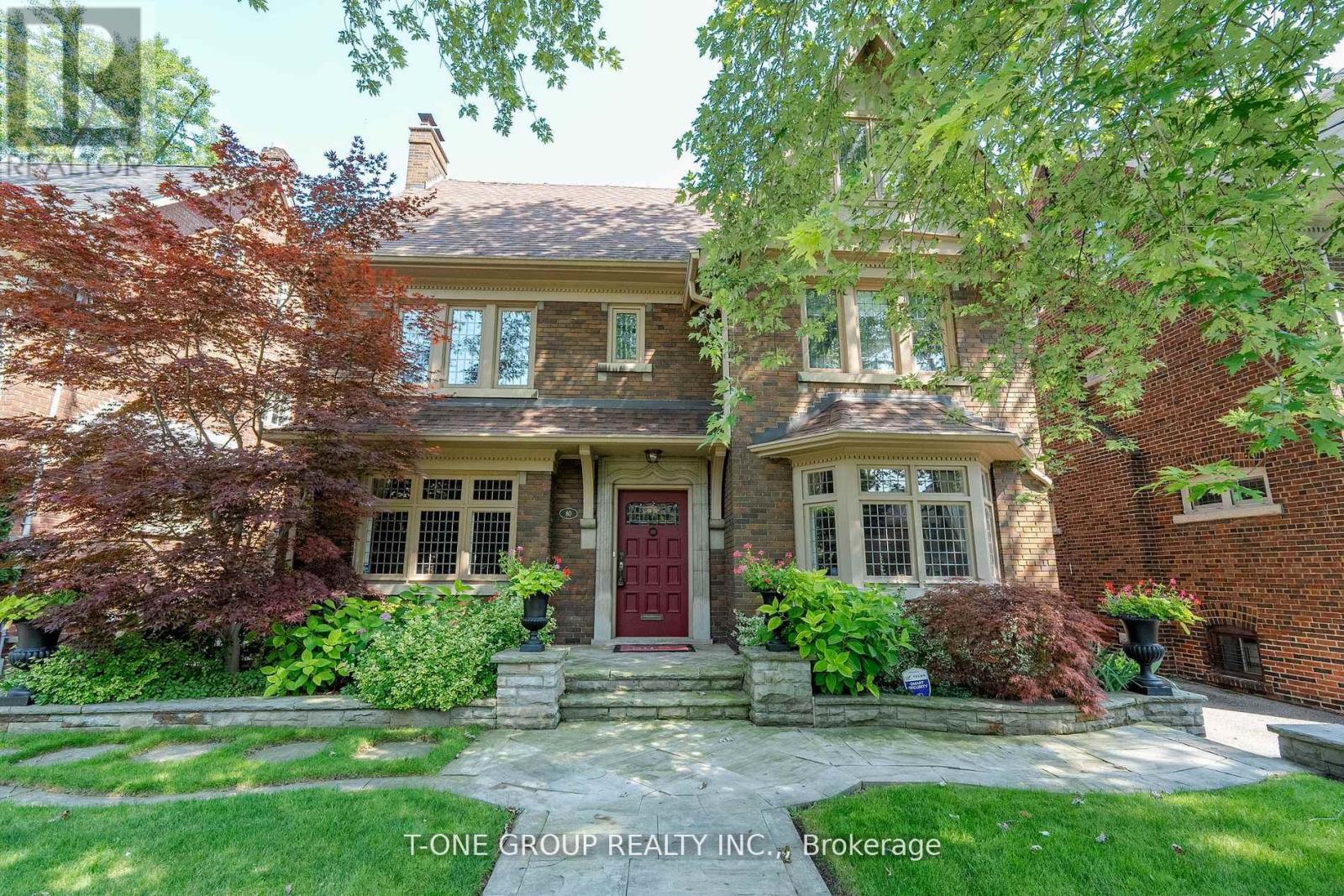 For rent: 80 DOUGLAS DRIVE, Toronto (Rosedale-Moore Park), Ontario ...