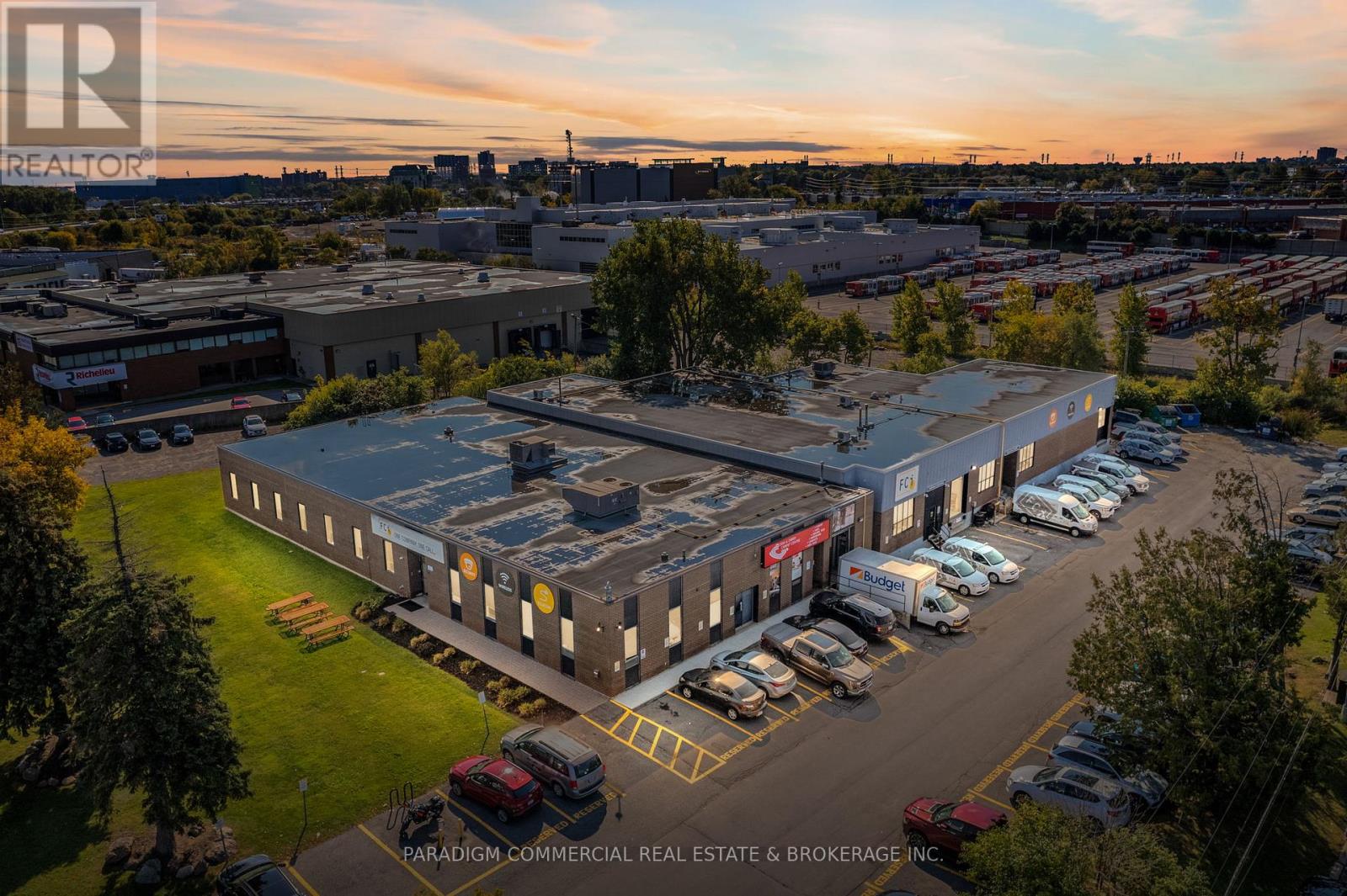 For lease: 101A - 920 BELFAST ROAD, Ottawa, Ontario K1G0Z6 - X12552218 ...