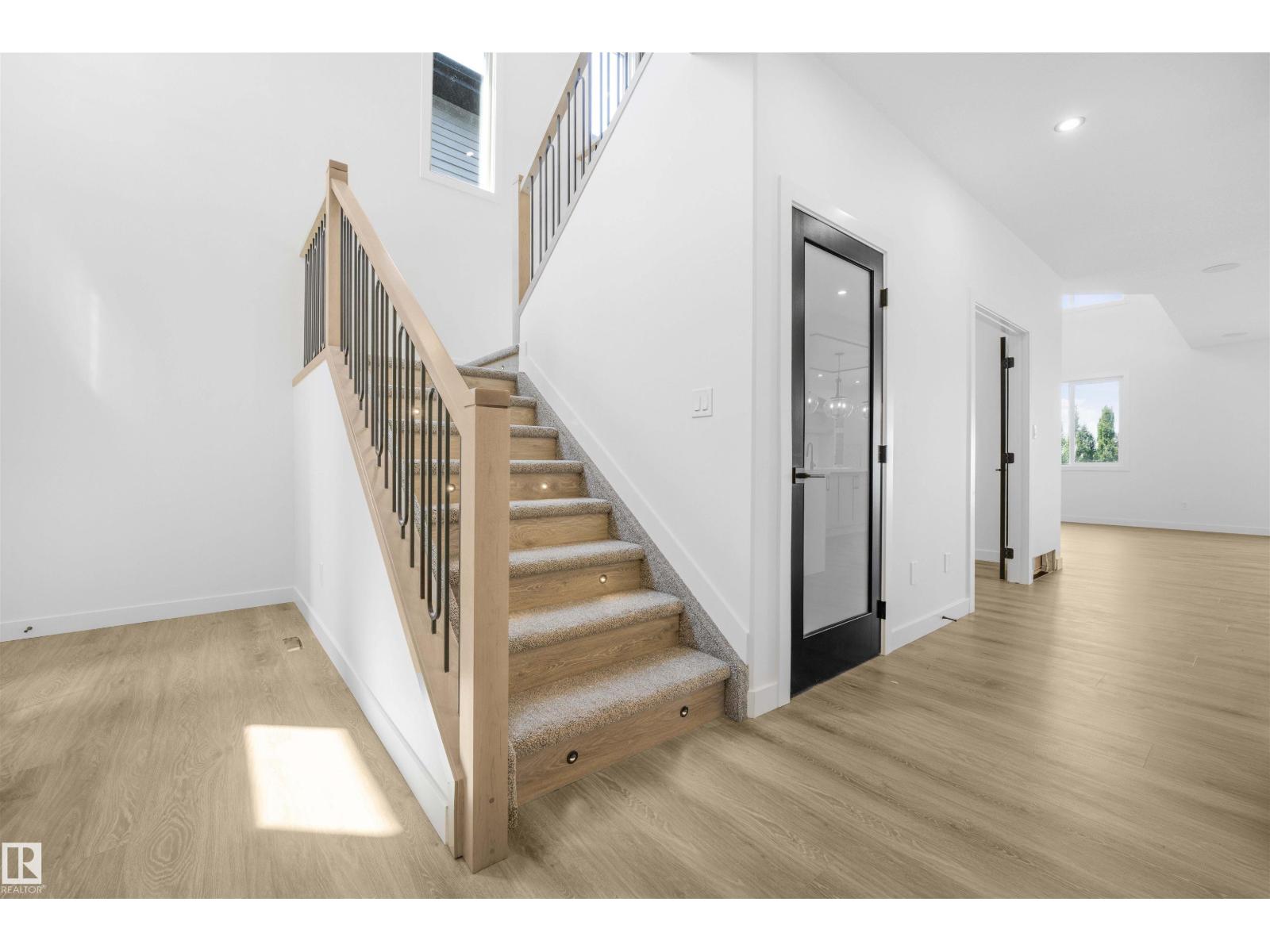 For sale: 48 GRASSVIEW CR, Spruce Grove, Alberta T7X3G1 - E4466007 ...