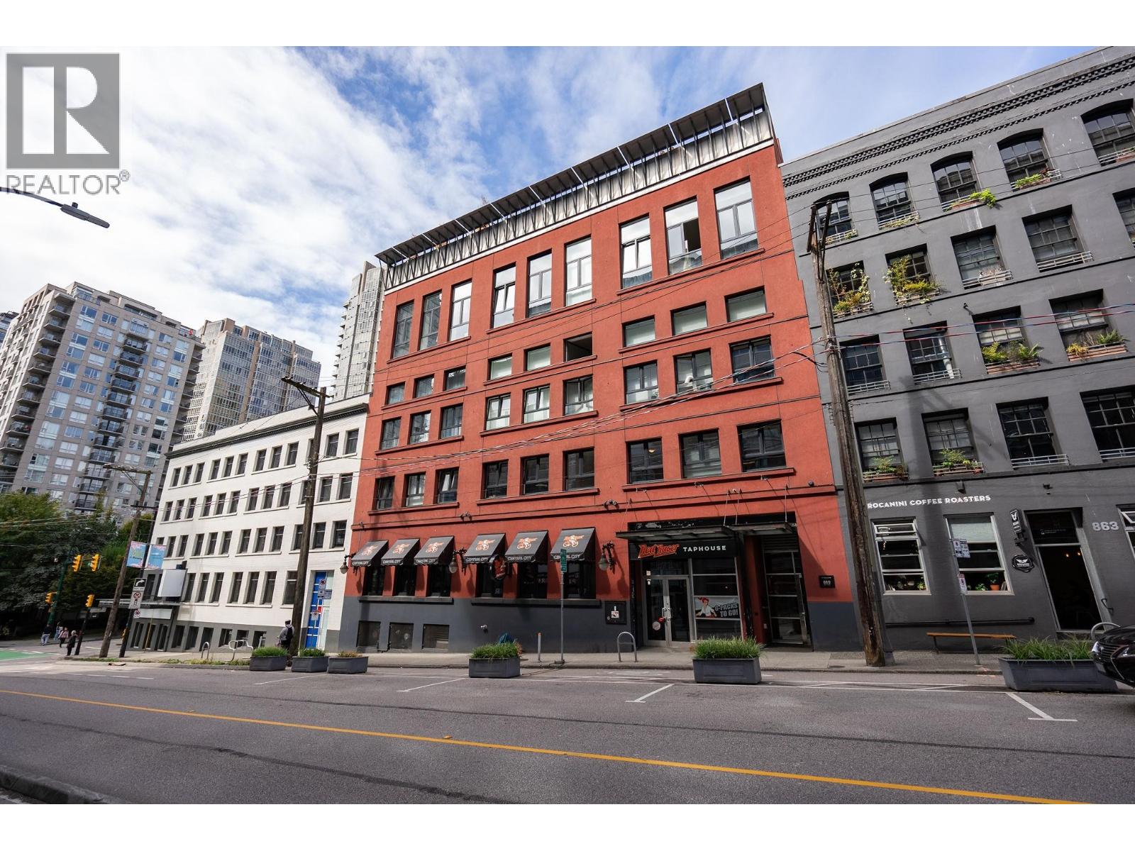 For sale: 201 869 BEATTY STREET, Vancouver, British Columbia V6B2M6 ...