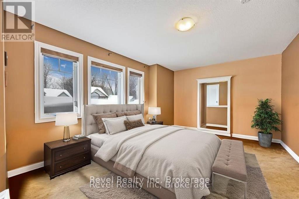 For sale: 1041 COOK DRIVE, Midland, Ontario L4R0E4 - S12562114 | REALTOR.ca