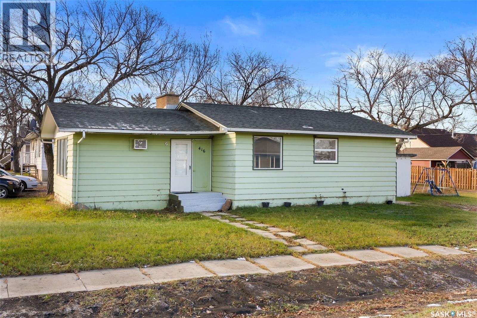 For sale: 416 Souris AVENUE, Wilcox, Saskatchewan S0G5E0 - SK024416 ...