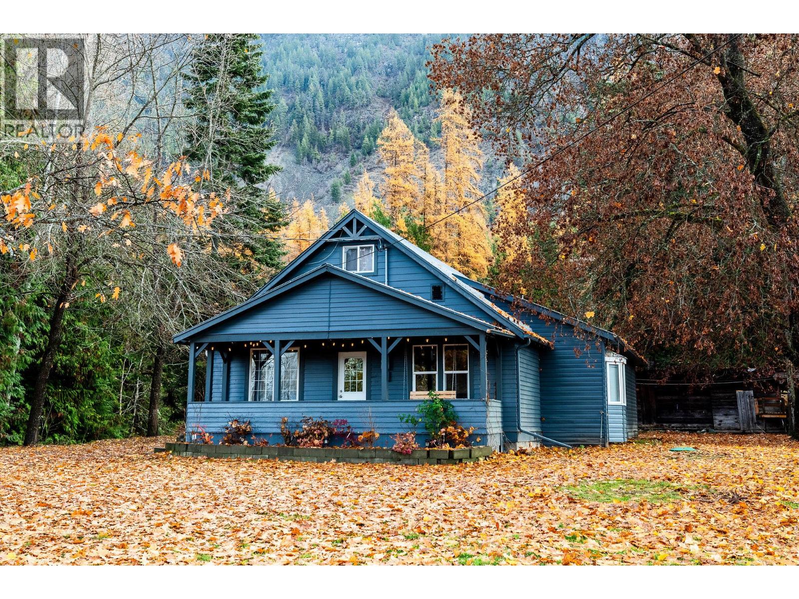 For sale: 4638 Samuelson Road, Canyon, British Columbia V0B1C1 ...