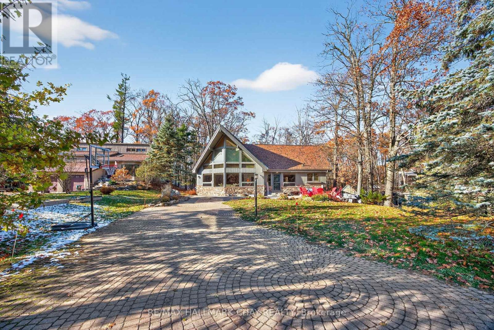 For sale: 37 PINE RIDGE TRAIL, Oro-Medonte (Horseshoe Valley), Ontario L4M4Y8 - S12563374 ...