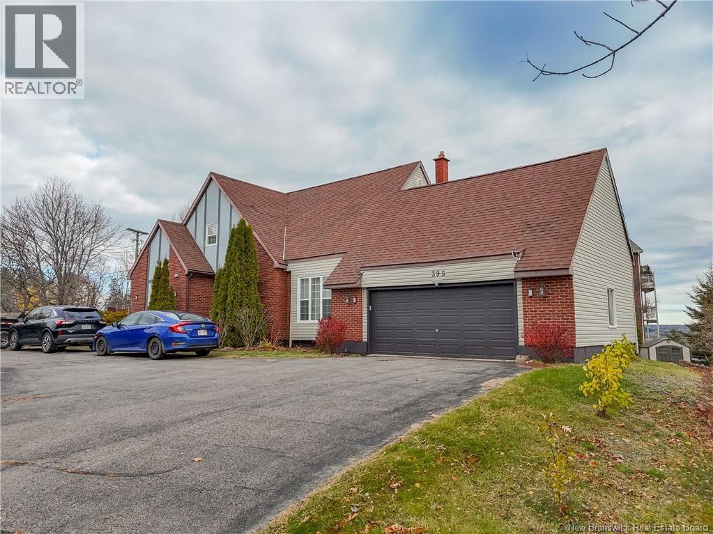 For sale: 395 Kimble Drive, Fredericton, New Brunswick E3B6Y5 ...