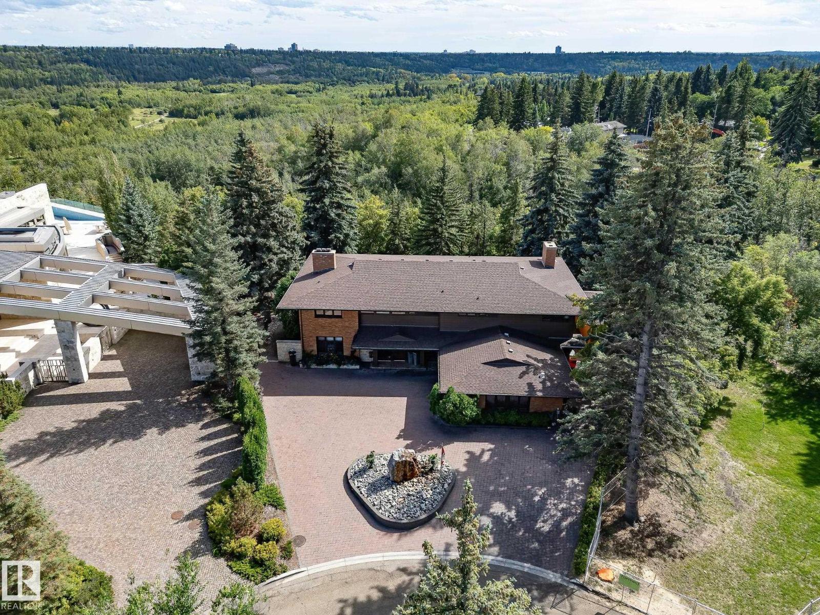 You can be Oilers owner Daryl Katz’s neighbour for $4.25M | Urbanized