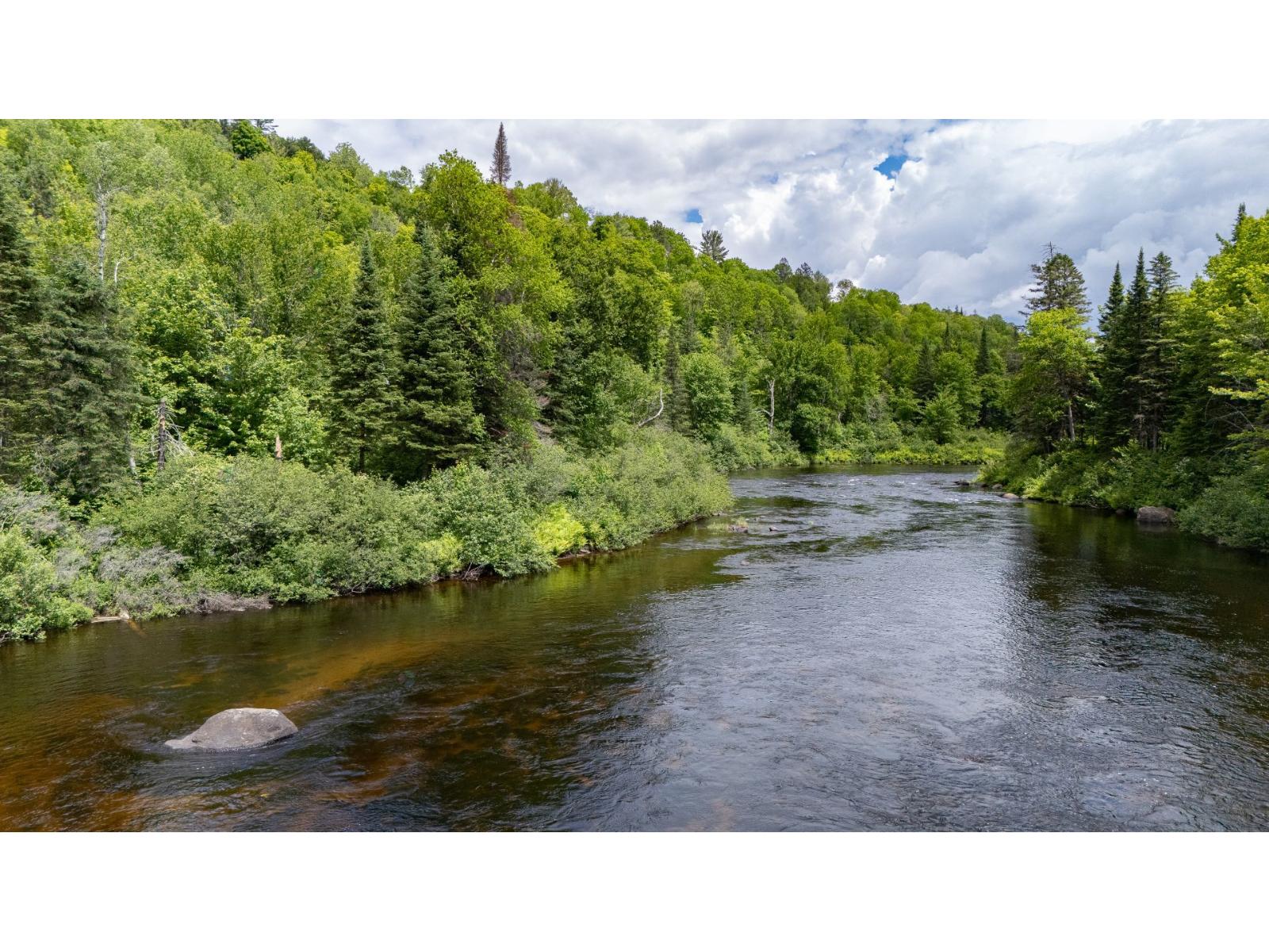 For sale: Rg St-Vincent, Sainte-Béatrix, Quebec J0K1Y0 - 25698556 ...