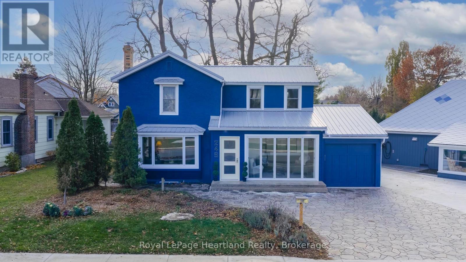 For sale: 249 LIGHTHOUSE STREET, Goderich (Goderich (Town)), Ontario ...