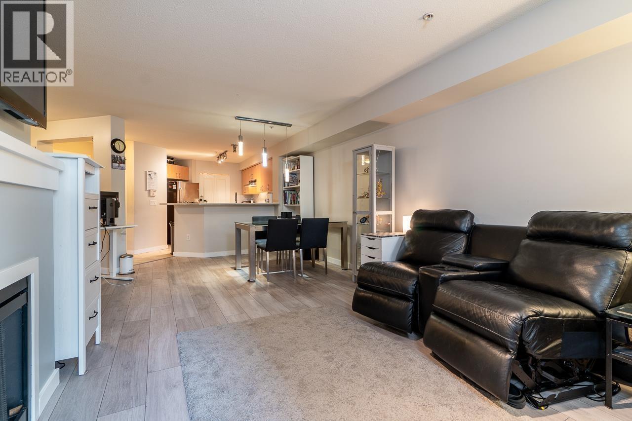 For sale: 116 9283 GOVERNMENT STREET, Burnaby, British Columbia V3N0A5 ...