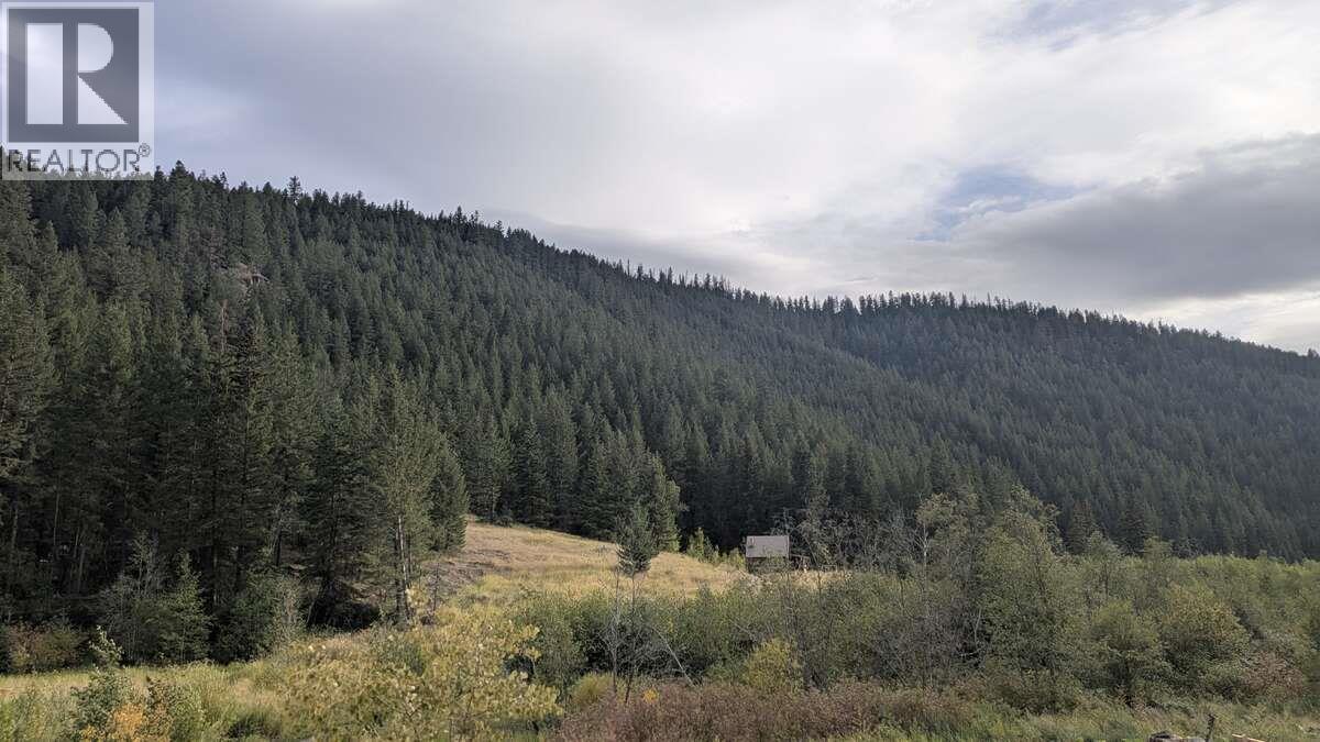 For sale: 6930 Big Bar Road, Clinton, British Columbia V0K1K0 ...