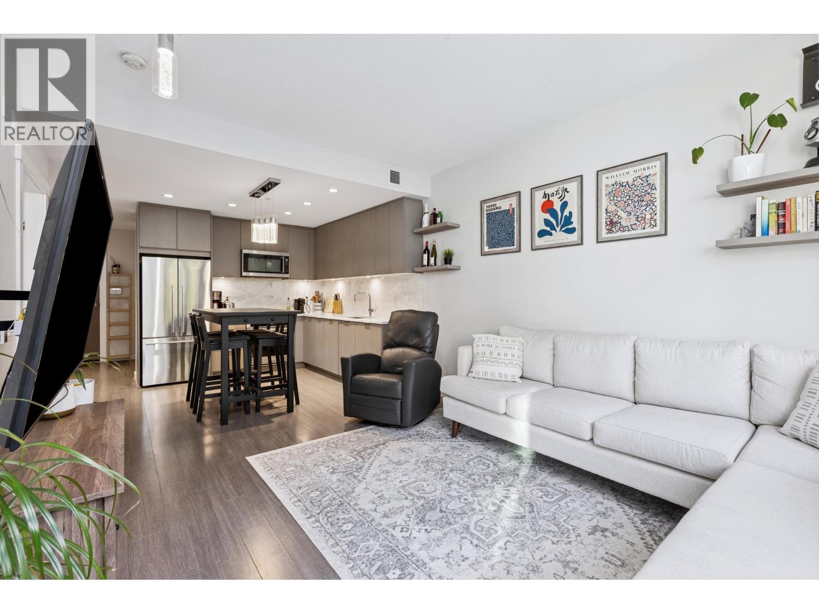 For sale: 106 2632 LIBRARY LANE, North Vancouver, British Columbia ...