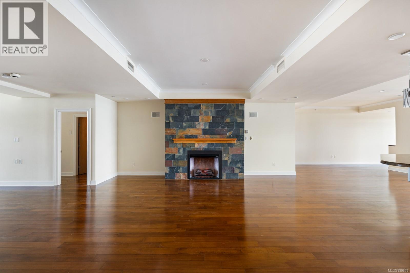 For sale: 821 21 Dallas Rd, Victoria, British Columbia V8V4Z9 - 999888 ...