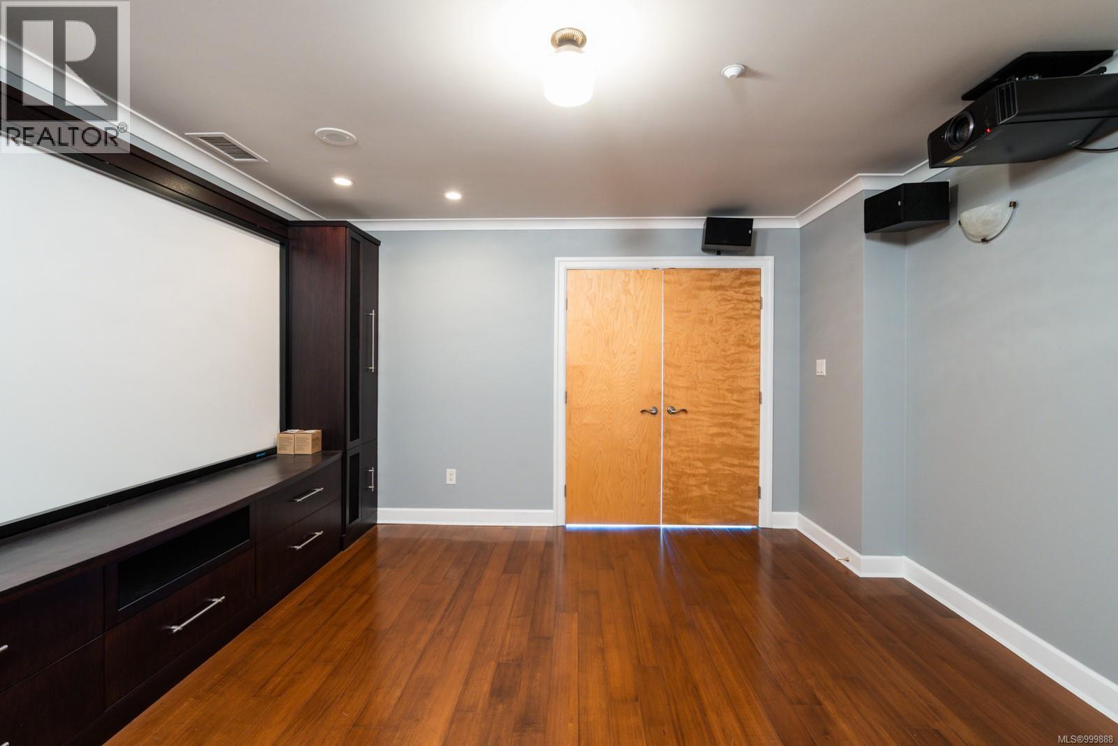 For sale: 821 21 Dallas Rd, Victoria, British Columbia V8V4Z9 - 999888 ...