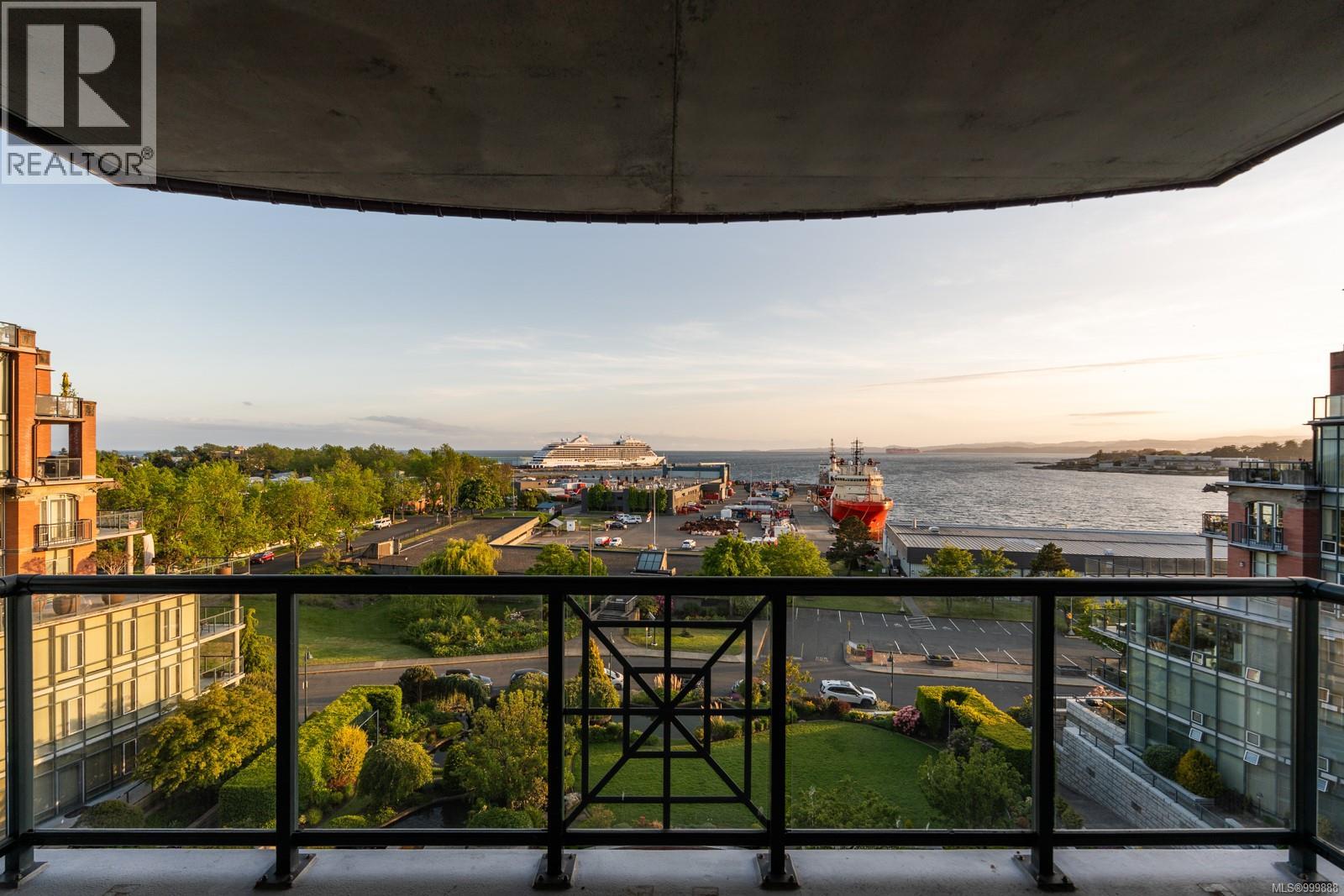 For sale: 821 21 Dallas Rd, Victoria, British Columbia V8V4Z9 - 999888 ...