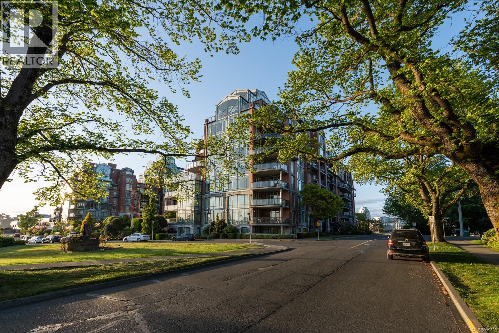 For sale: 821 21 Dallas Rd, Victoria, British Columbia V8V4Z9 - 999888 ...