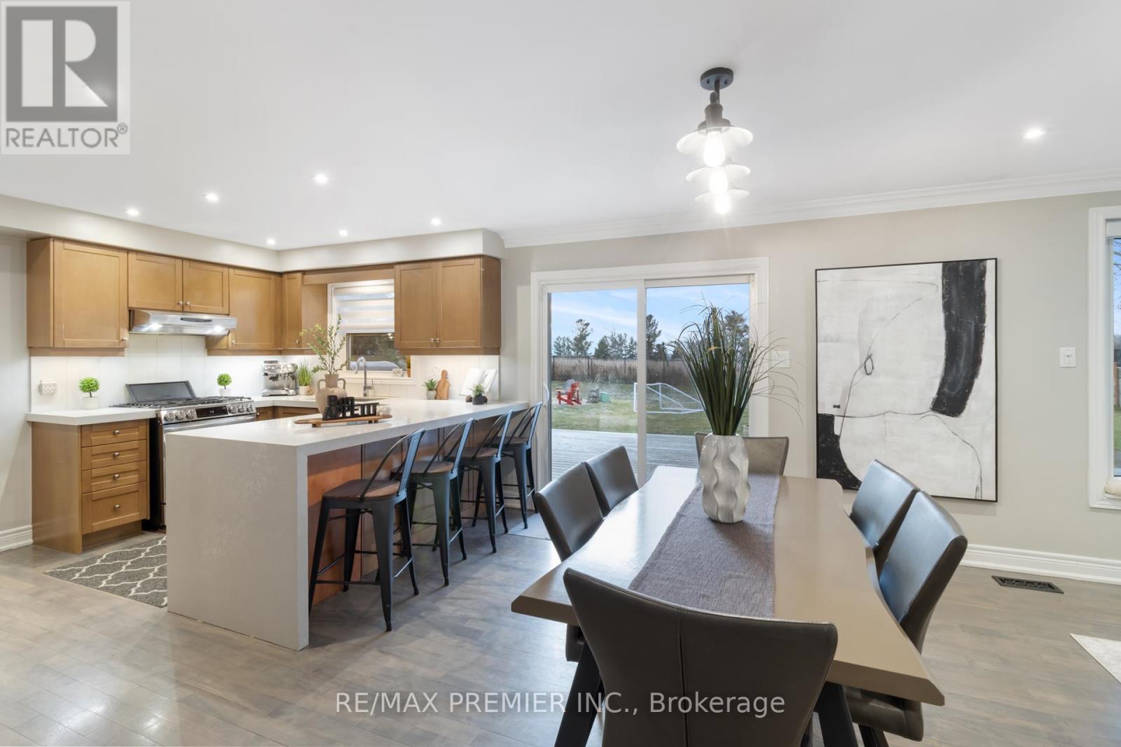 For sale: 60 NOBLEVIEW DRIVE, King (Nobleton), Ontario L0G1N0 ...