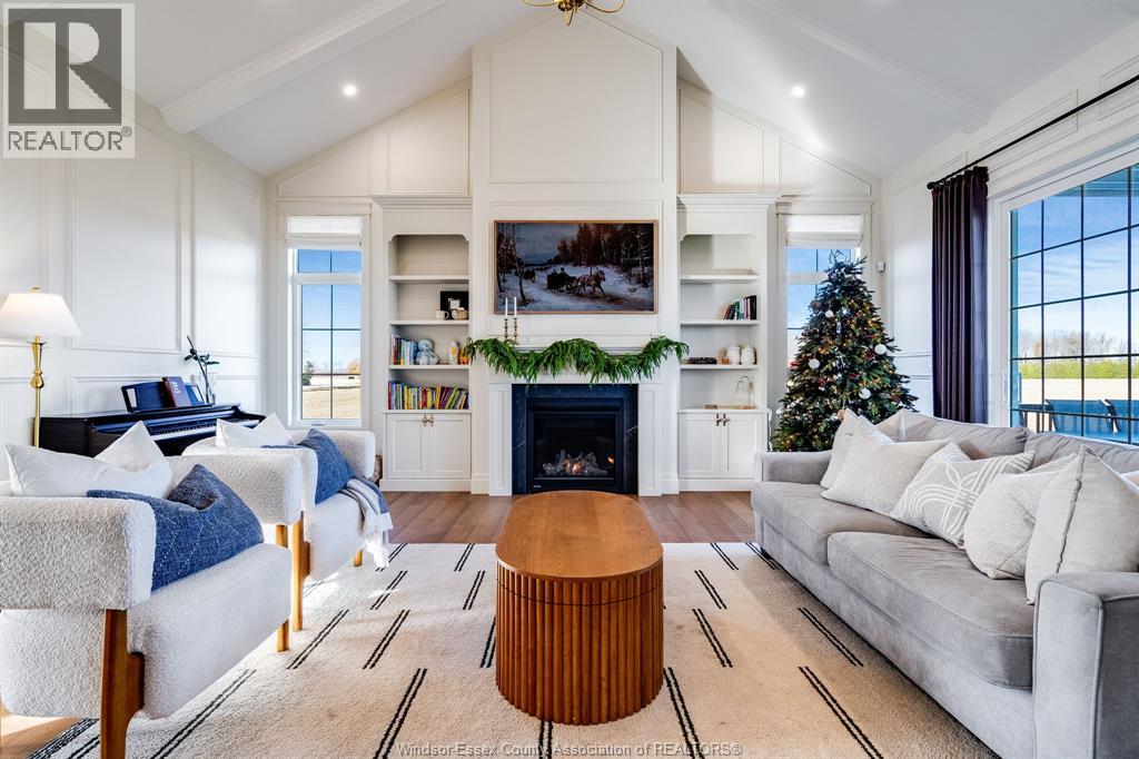 For sale: 1190 Road 3 West, Kingsville, Ontario N9Y2E5 - 25030846 | REALTOR.ca