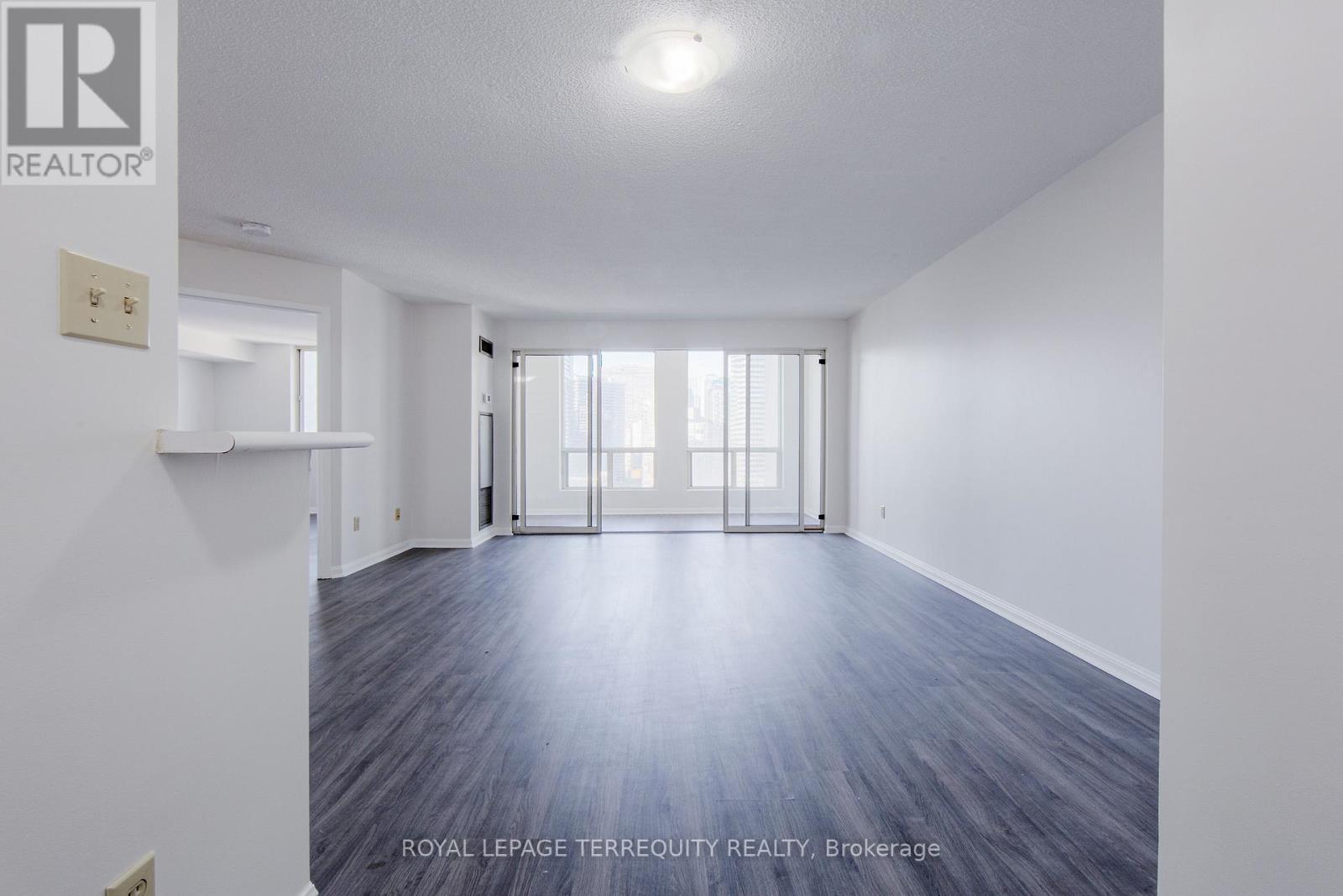 À louer : 2101 - 25 GRENVILLE STREET, Toronto (Bay Street Corridor), Ontario M4Y2X5 - C12594390 ...