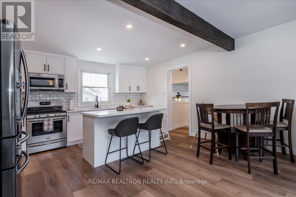 For sale: 8906 5TH LINE, Essa (Angus), Ontario L3W0C7 - N12594424 ...