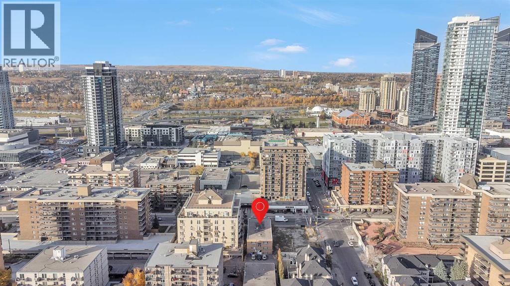 For sale: 1309 12 Avenue SW, Calgary, Alberta T3C0P6 - A2228001 ...