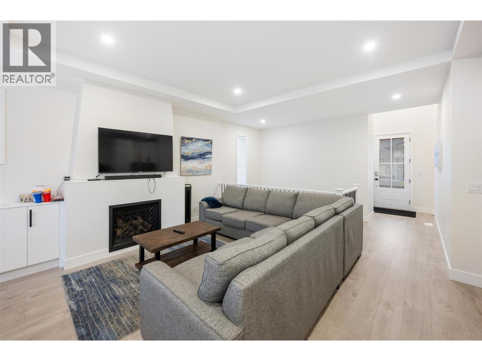 For sale: 8000 VEDETTE Drive Unit# 22 Lot# 5, Osoyoos, British Columbia ...