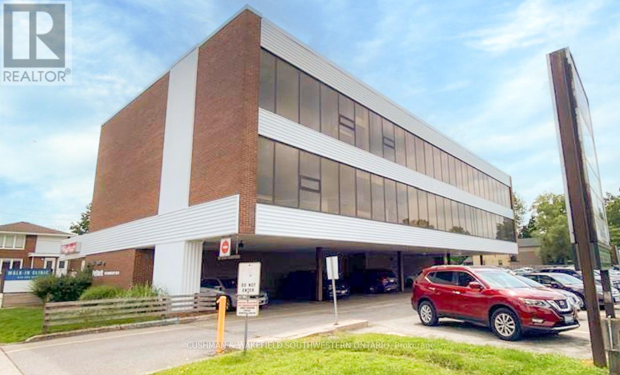 For lease: 205 - 240 WHARNCLIFFE ROAD N, London North (North N ...