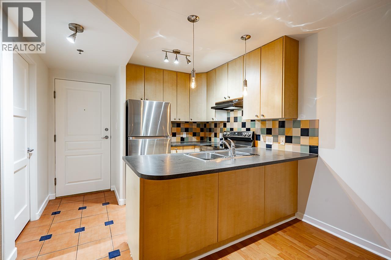 For sale: 311 819 HAMILTON STREET, Vancouver, British Columbia V6B6M2 ...