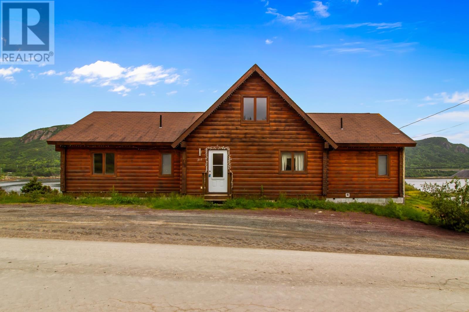 For sale: 215 Main Street, Long Harbour, Newfoundland & Labrador A0B1J0 ...