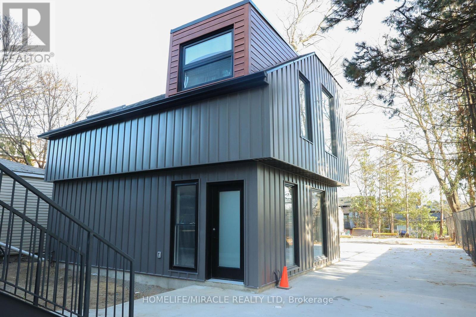 À louer : GRDN SUITE - 67 OAKMOUNT ROAD, Toronto (High Park North ...