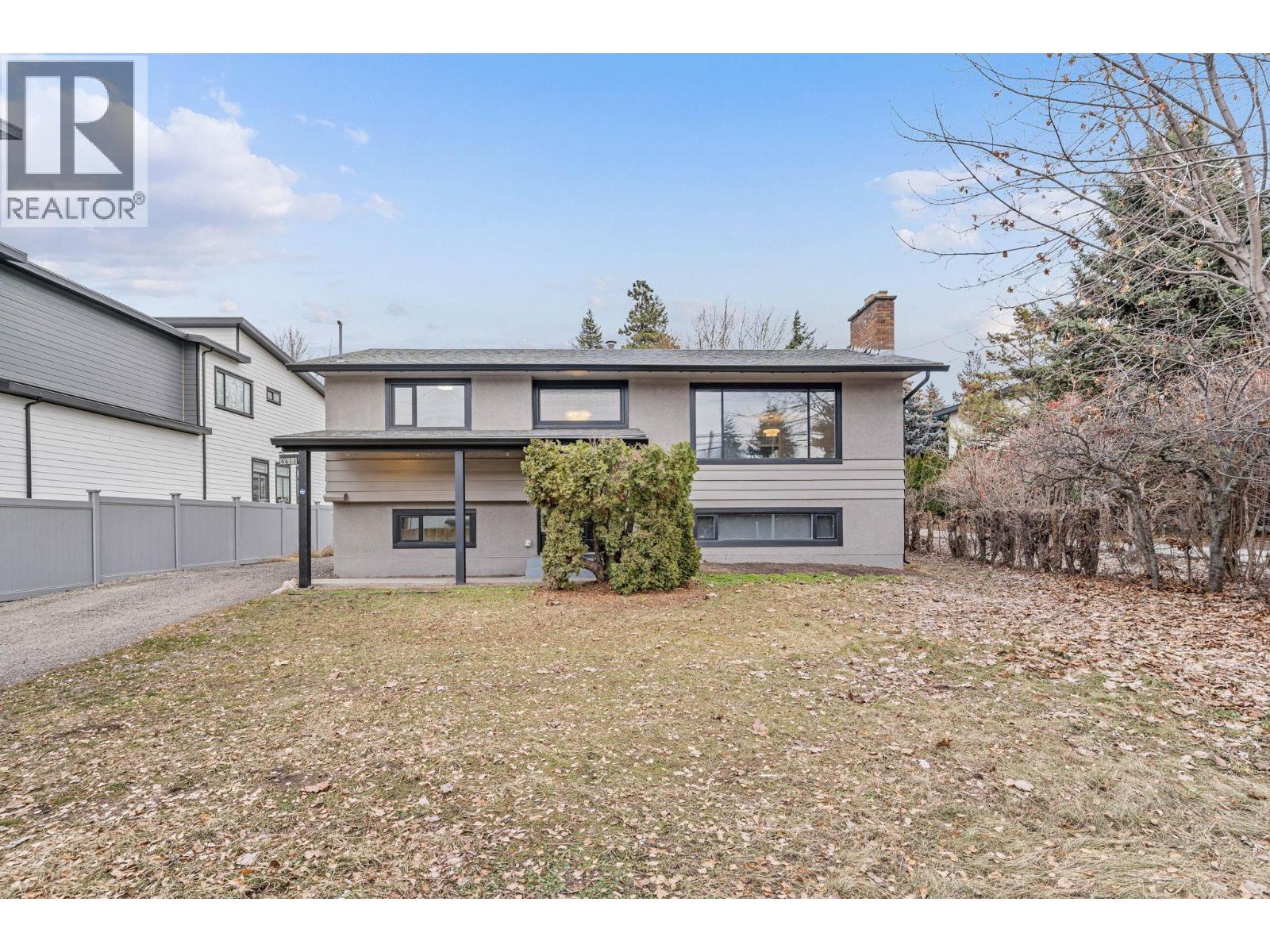 For sale: 4611 Gordon Drive, Kelowna, British Columbia V1W1T5 ...