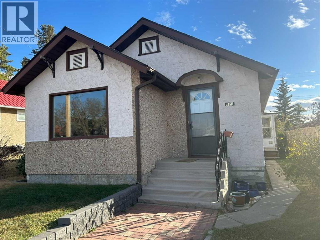 For sale: 123 Centre Street, Torrington, Alberta T0M2B0 - A2266300 ...