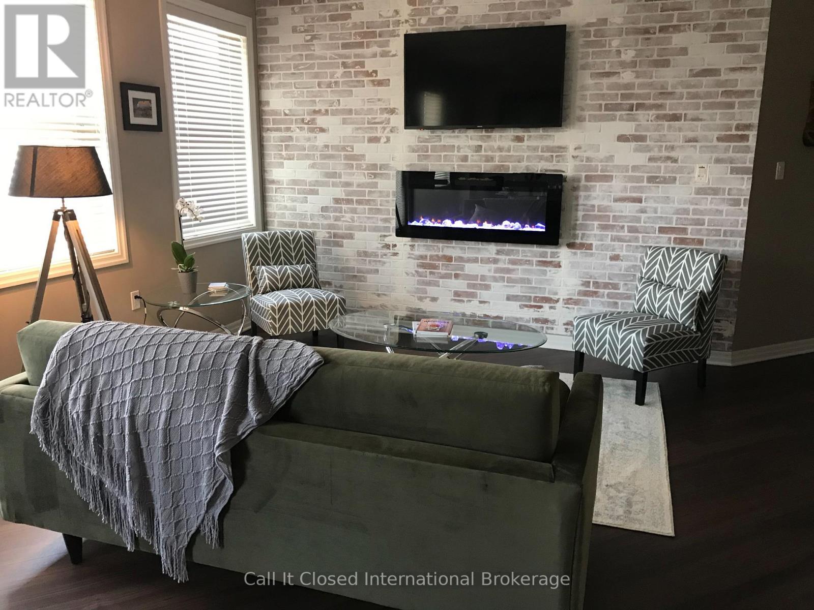 À vendre : 207 - 35 ST DAVID STREET, Goderich (Goderich (Town ...