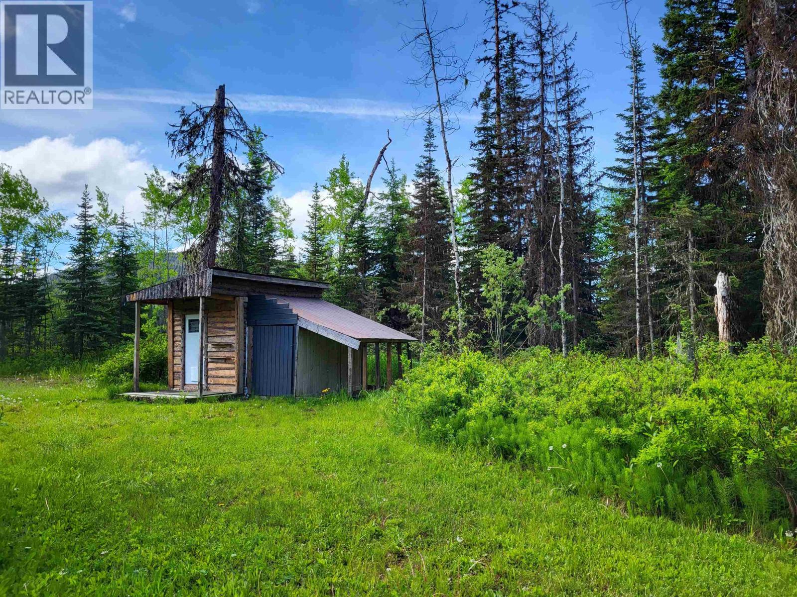 For sale: 17530 E PERRY ROAD, Shelley, British Columbia V2K5E3 ...