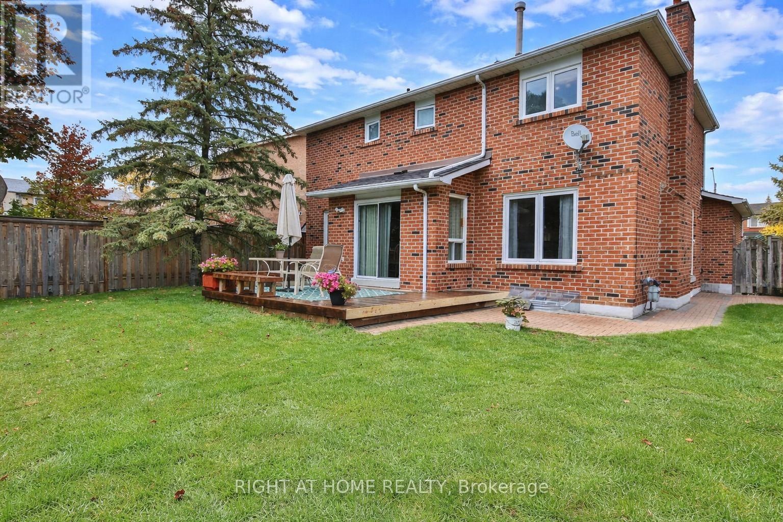 For sale: 1433 BOUGH BEECHES BOULEVARD, Mississauga (Rathwood), Ontario ...