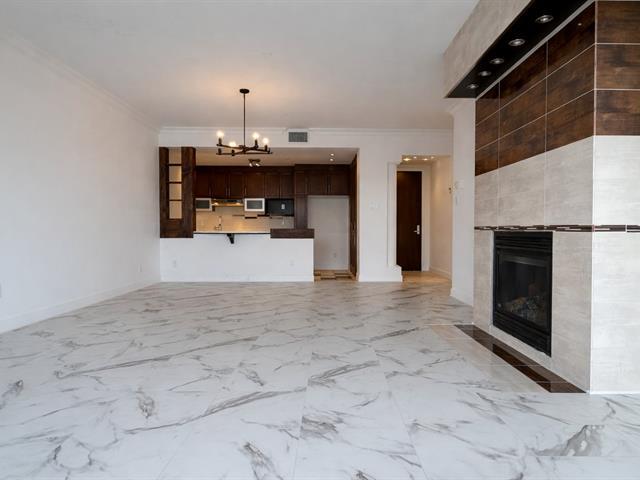 À vendre : 2100 Av. Terry-Fox, #302A, Laval (Chomedey), Québec H7T3B8 ...