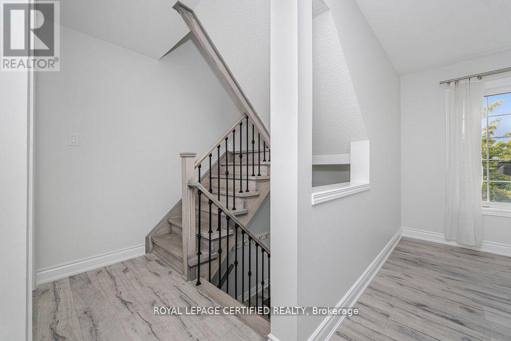 À vendre : 123 DUNLOP COURT, Brampton (Fletcher's Meadow), Ontario ...